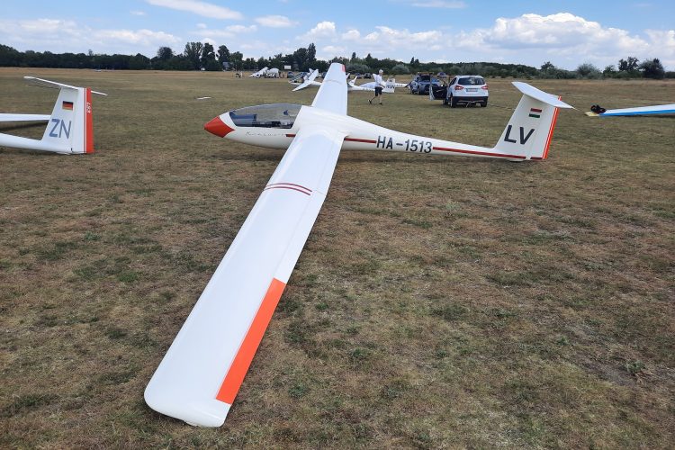 Gliders and parts for sale | Oh My Glider OhMyGlider | The marketplace ...